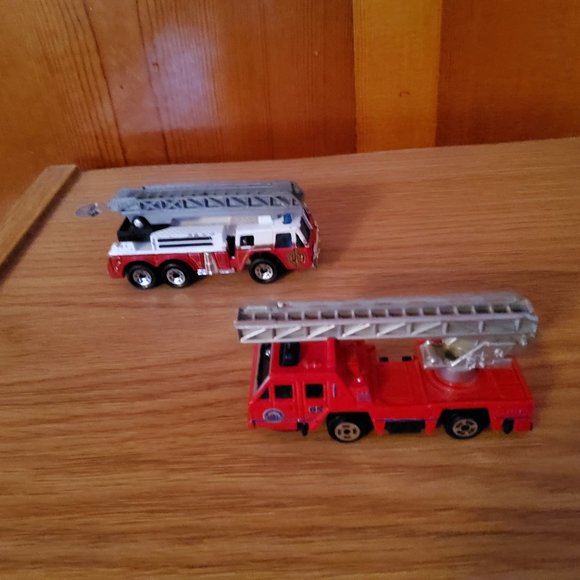 Matchbox | Toys | 982 Matchbox Ladder Truck Realtoy Nissan Ladder Truck ...